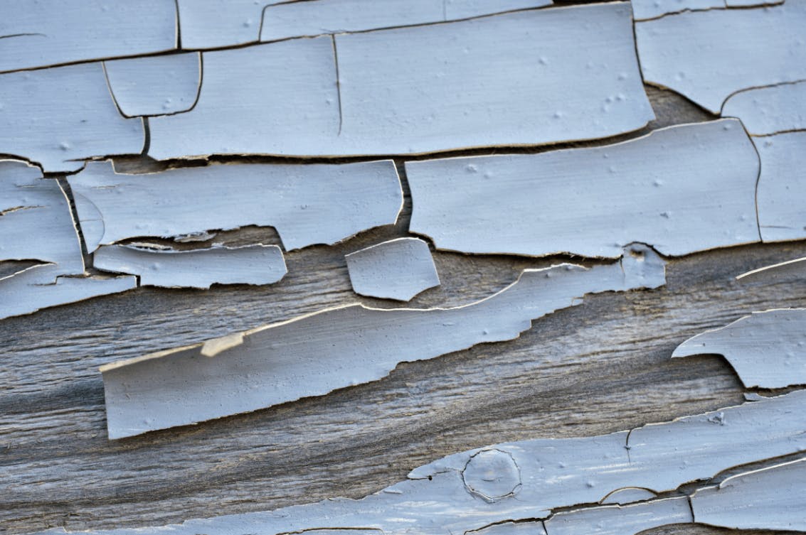 Paint Flaking Causes & Solutions | Rochele Painting